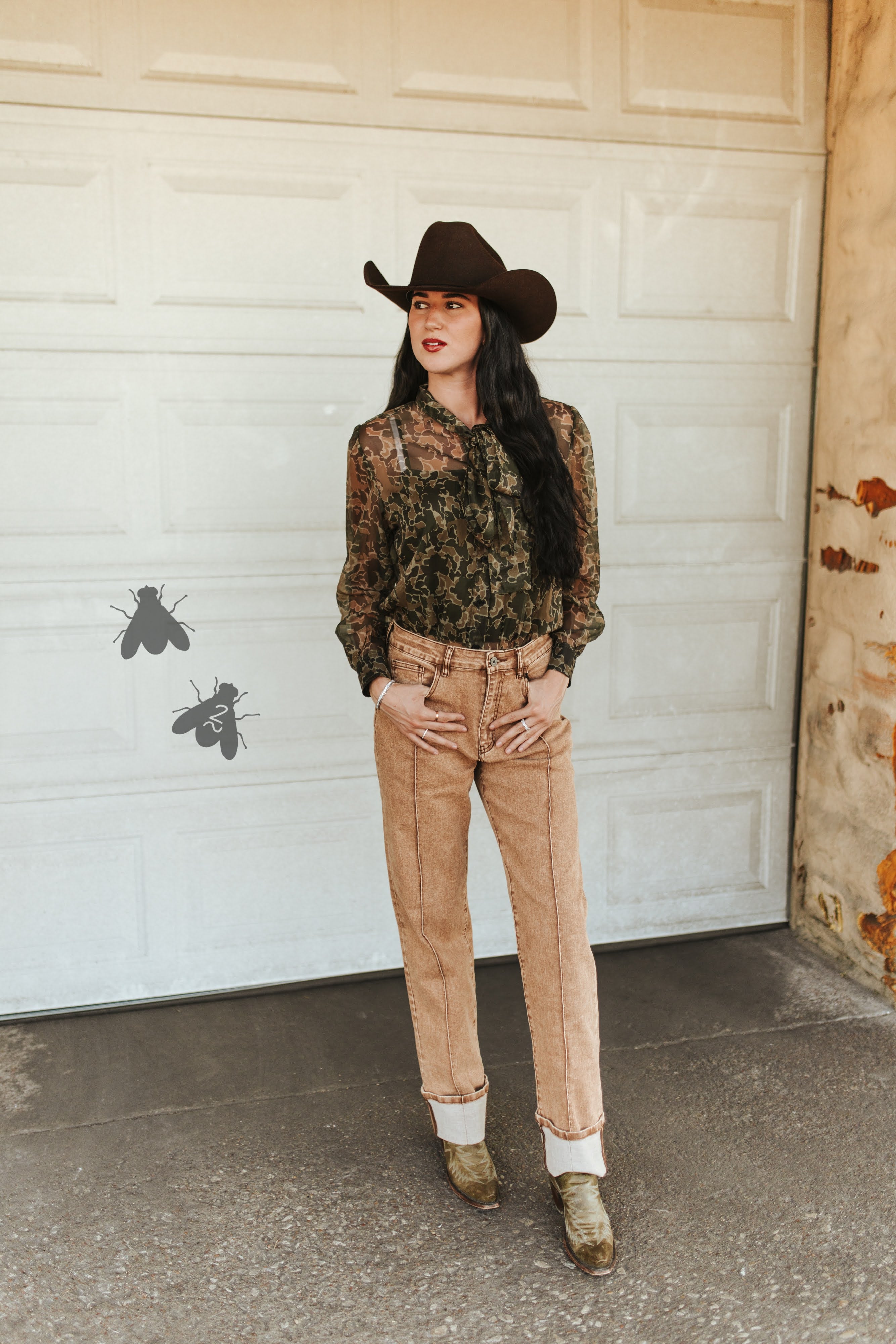 BUCKSKIN BAE – 2 Fly Co.